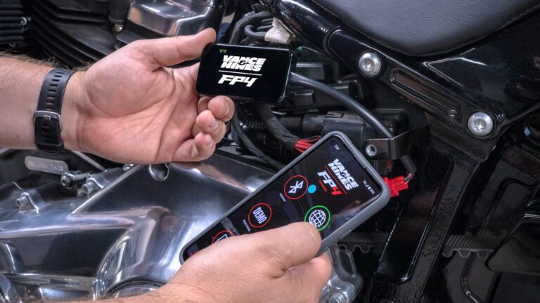 FP4 Tuner - Vance & Hines